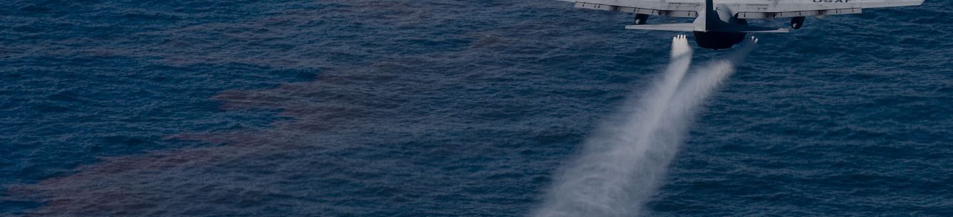 Onshore And Offshore Oil Spill Containment Treatment Methods - HSW ...